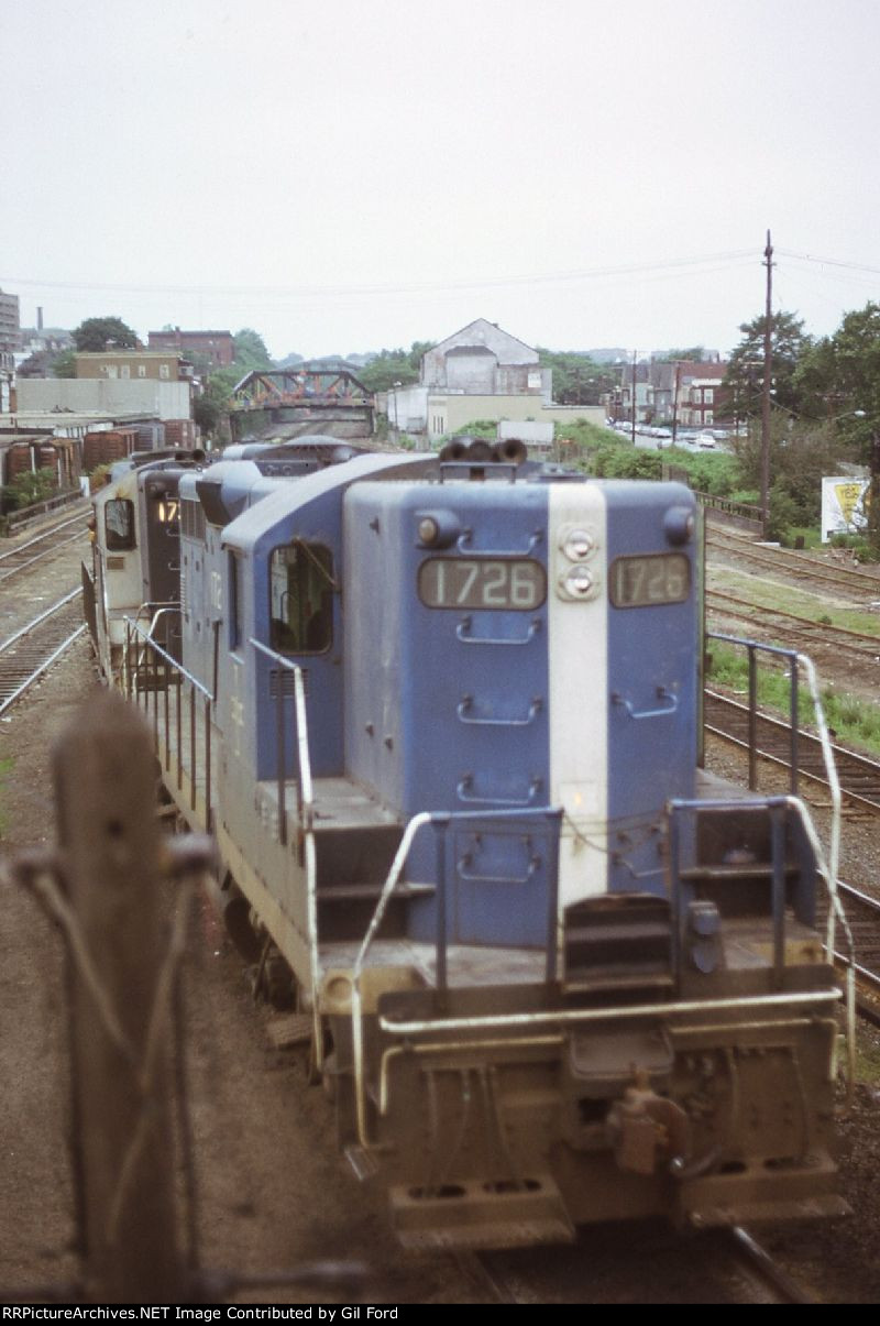 B&M 1726(GP-9)+